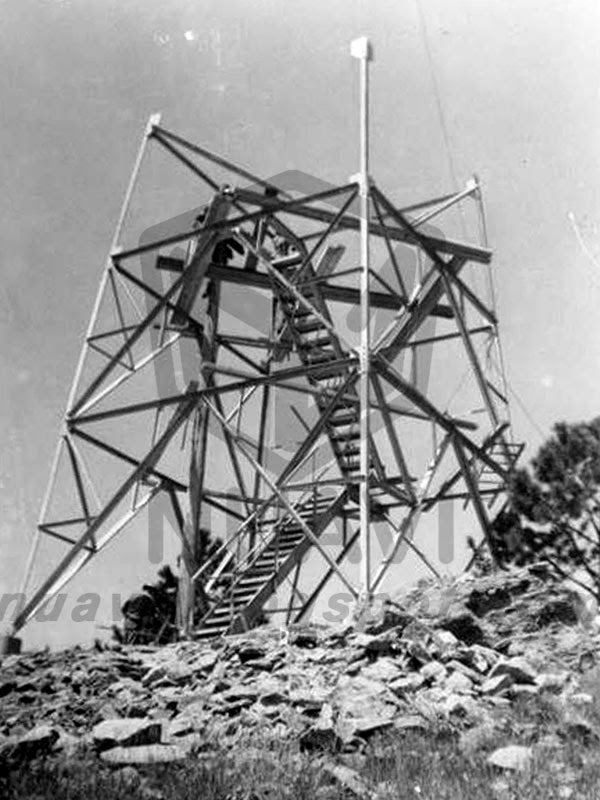 Menara Api (Fire Lookout Tower) - tower komunikasi radio tv menara SBNP ...