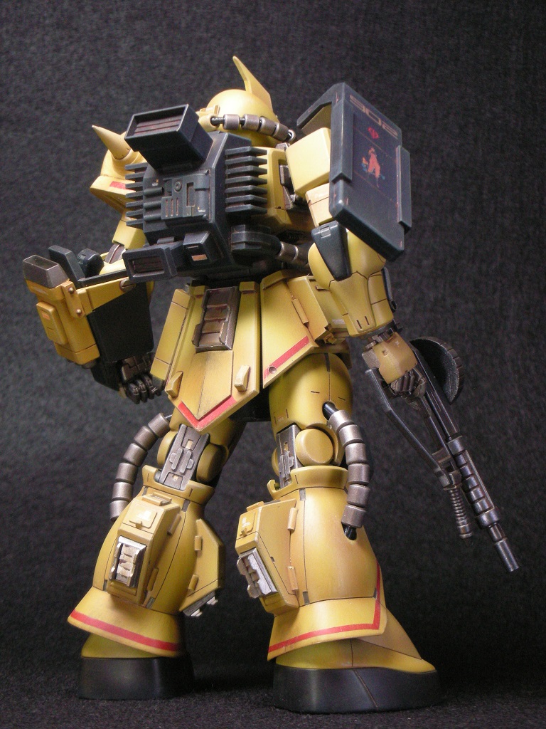 HGUC 1/144 Desert Type Zaku Custom Build