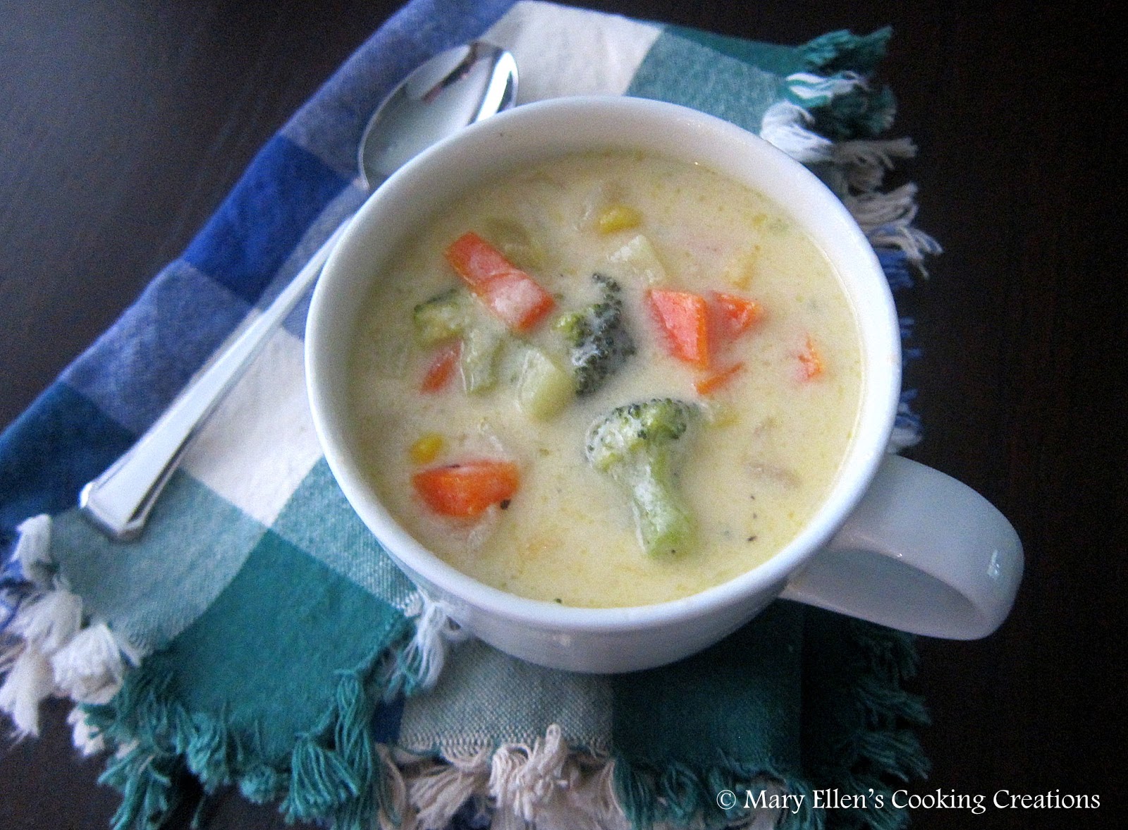 Mary Ellen's Cooking Creations: Cheesy Vegetable Chowder