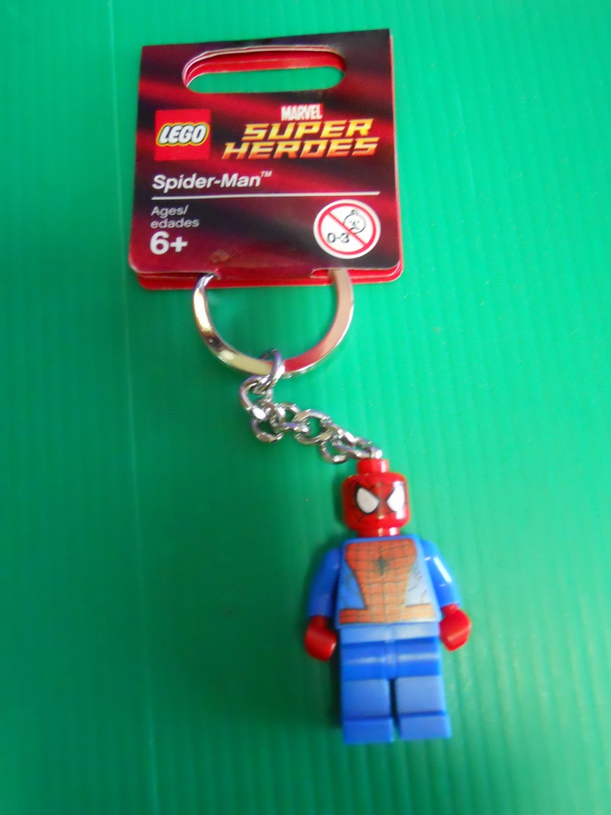 Dexters Diecasts (DexDC): LEGO Marvel SUPER HEROES keychain ~ SPIDERMAN