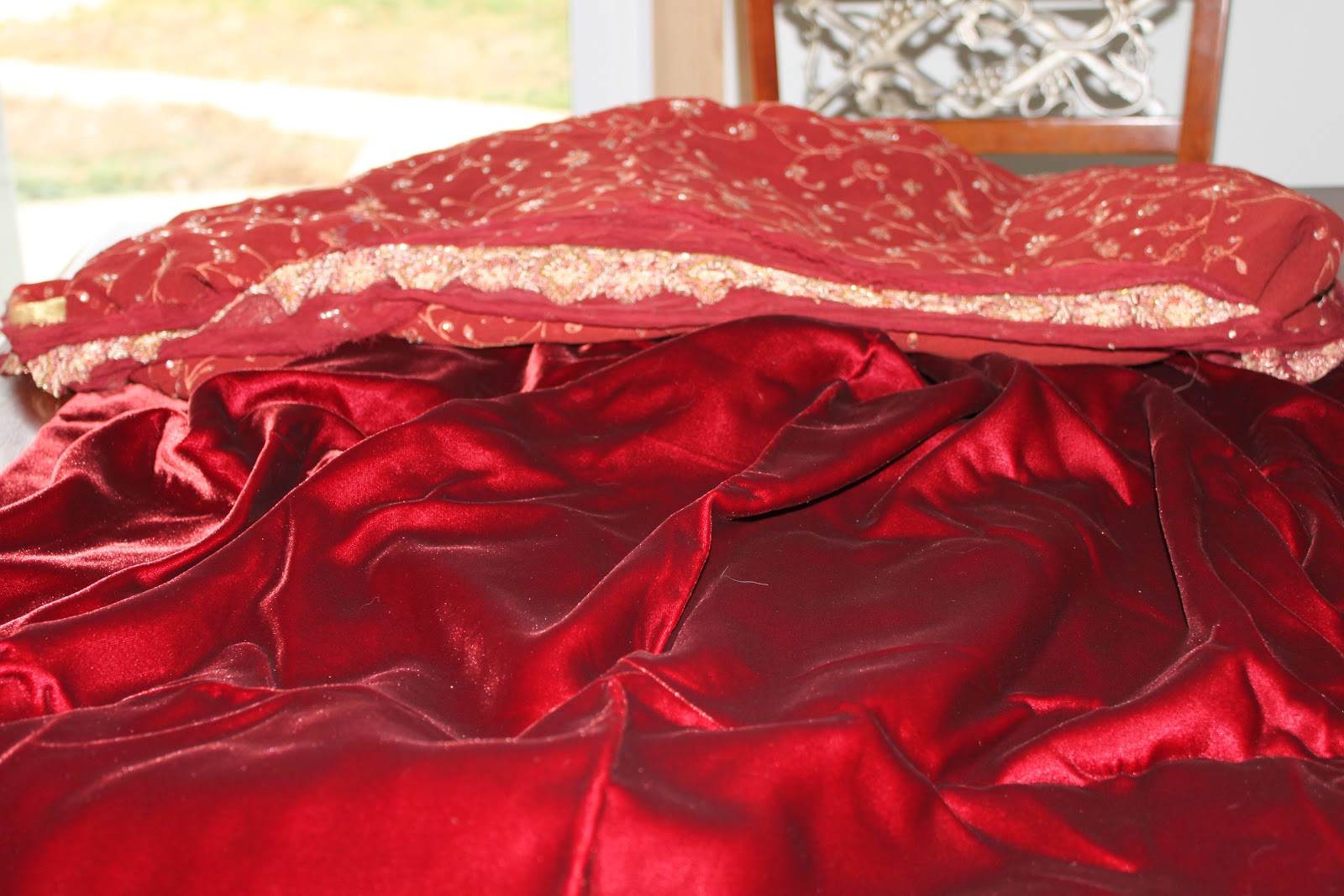 Adrienne's Ramblings: Chapter One- Arwen Blood Red dress, part 1: the ...