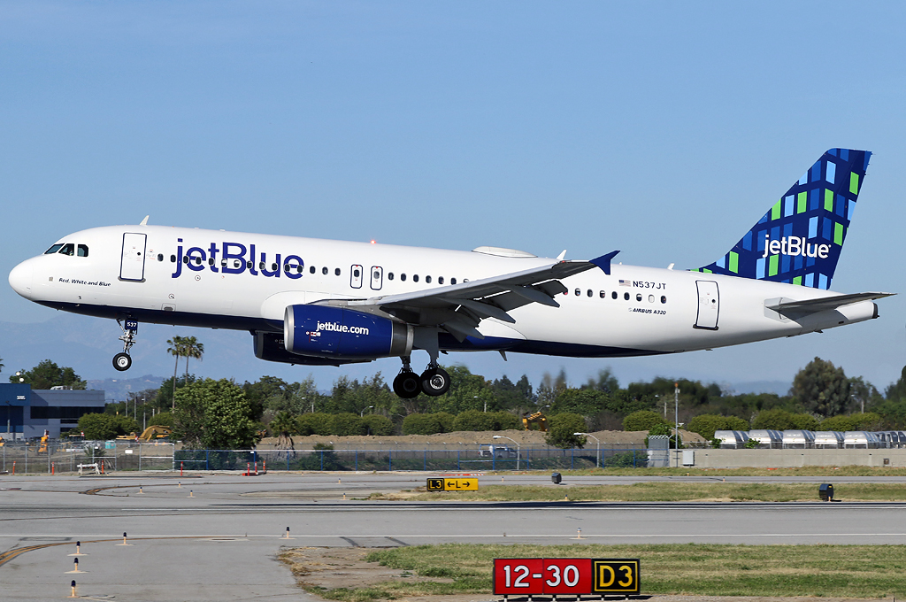 Aero Pacific Flightlines: jetBlue Airways Airbus A320-232 (c/n 1785 ...