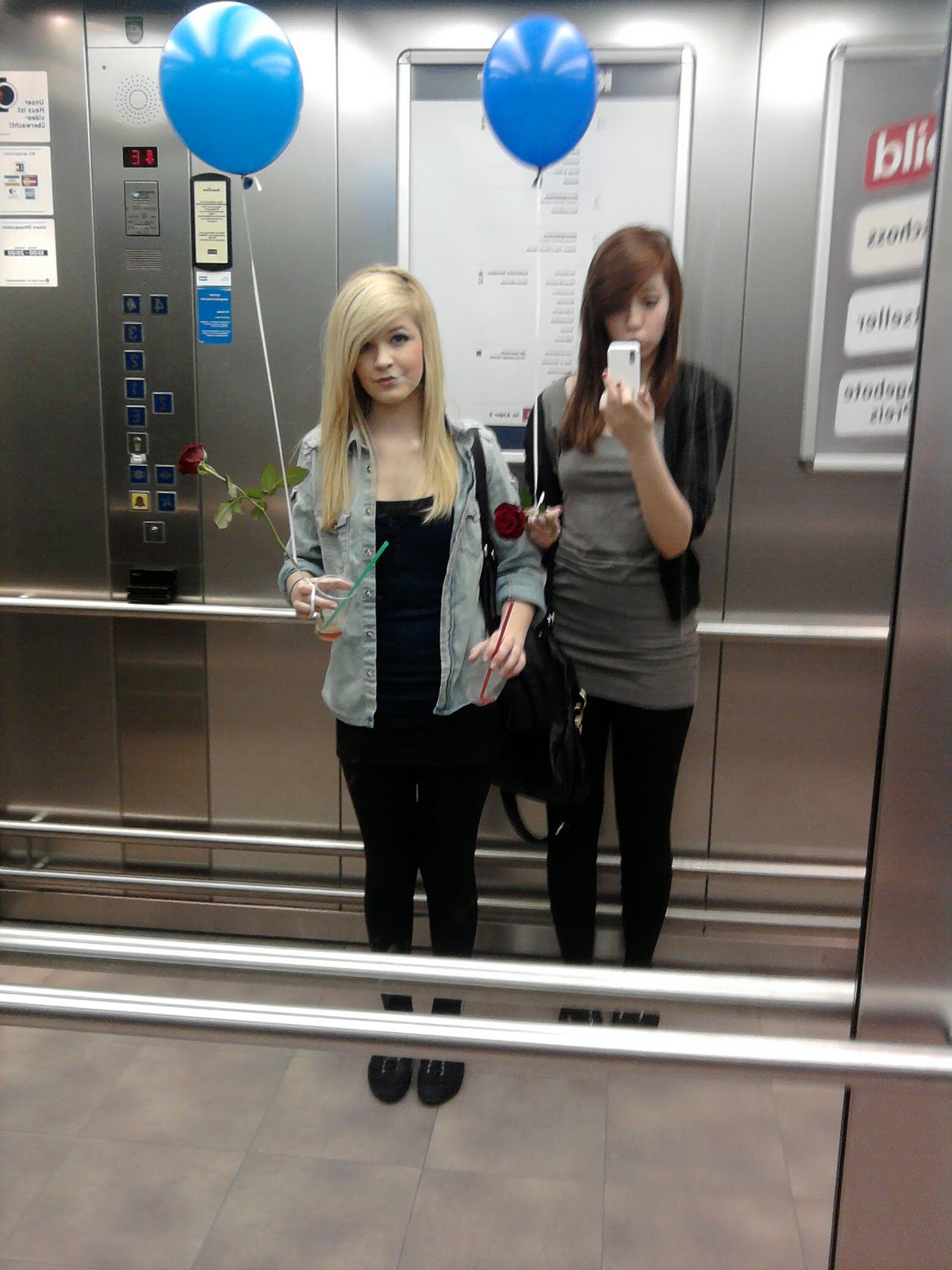 MARIA+LOLA: ildüaadwbzuuwzmaaabffiue