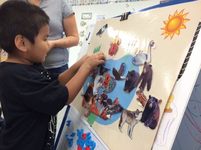 Moe the Mouse and the Love of Reading: Moe has friends in Ontario and ...