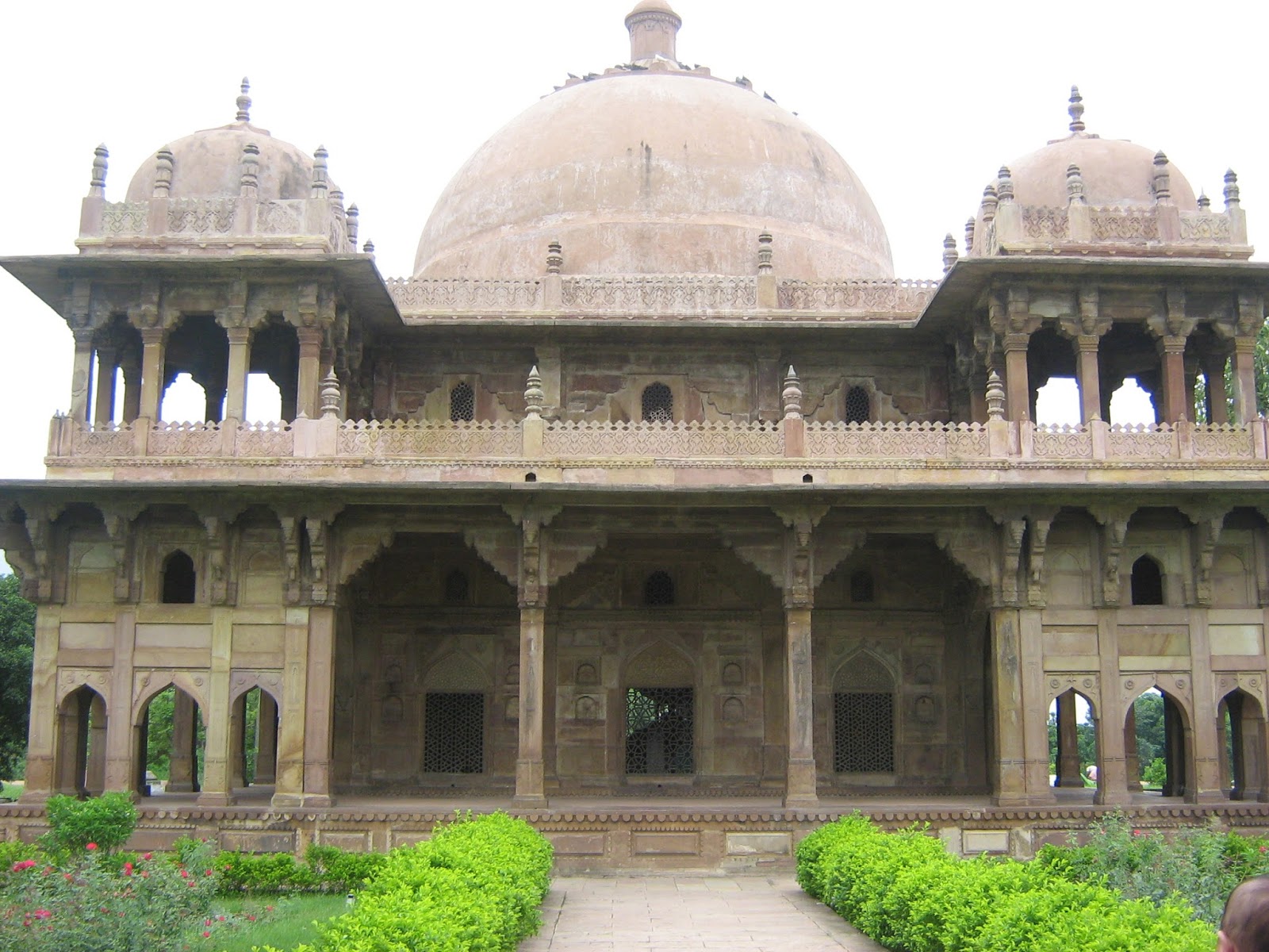 Holiday Hikers: Maner Sharif