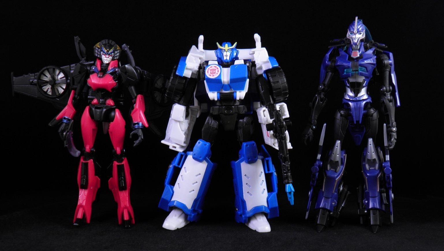 She's Fantastic: Transformers: Robots in Disguise - STRONGARM!