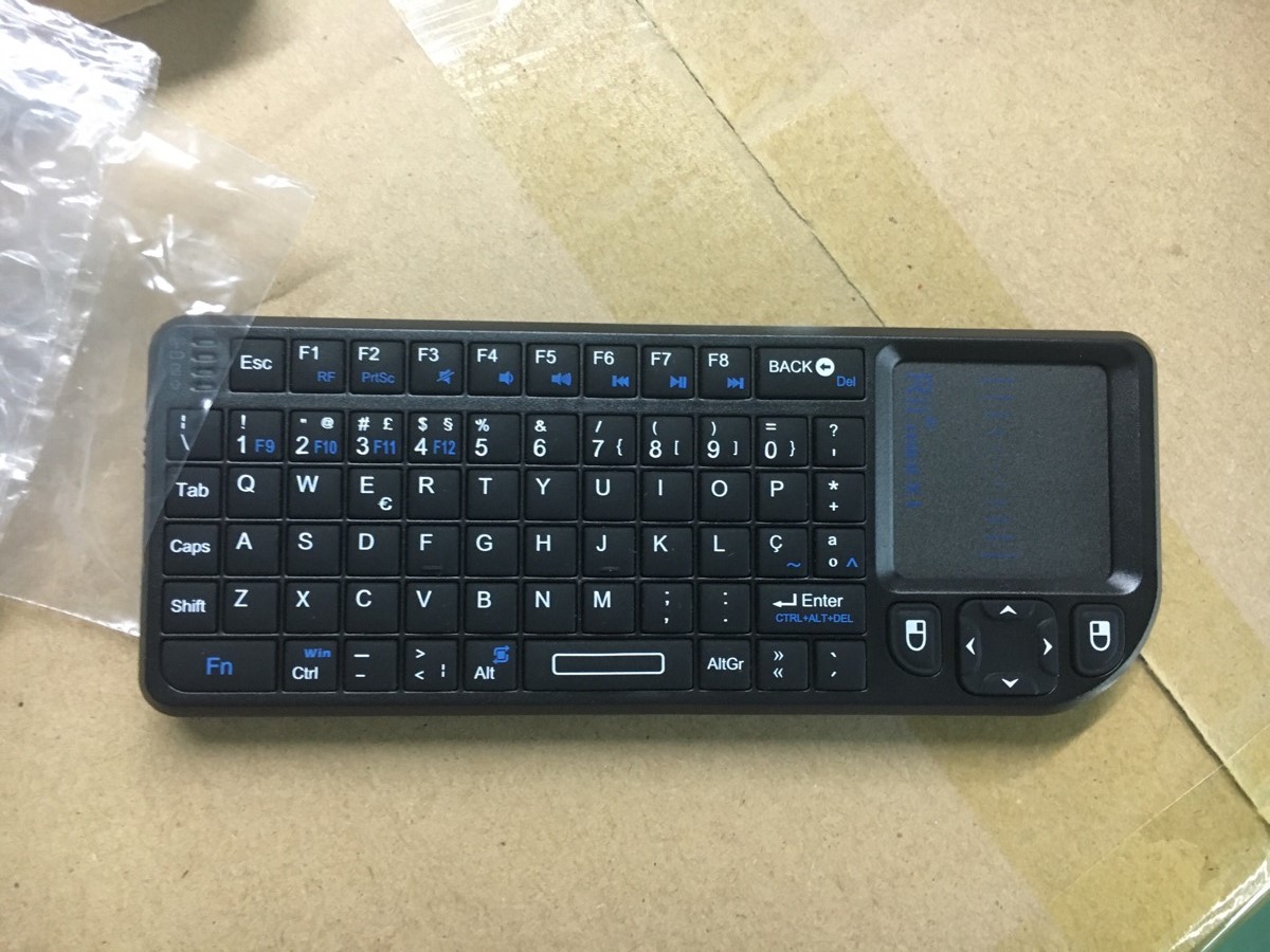 A Minha Casa Digital: [Novidade] Rii mini X1 com layout PT