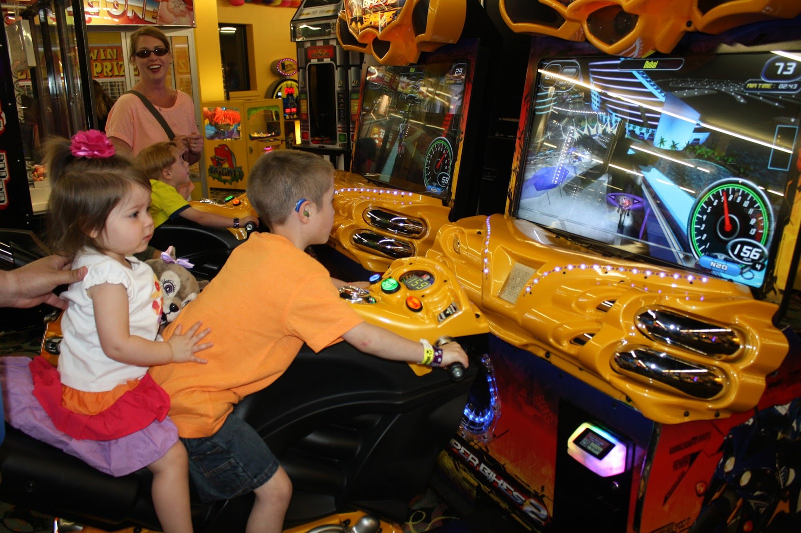 A Little Monkey Business: great wolf lodge: exploring, arcade & story time