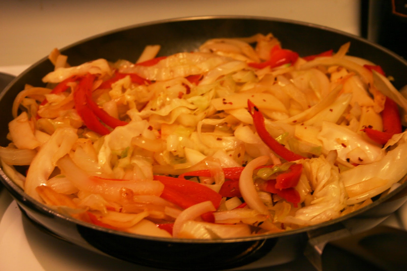 Kitchen Bitchin and Turbulent Mixin: Evil Jungle Noodles