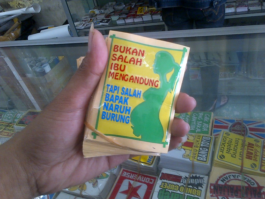 Cutting Stiker Logo Murah | Cutting Stiker | Tempat Jasa Cutting Stiker ...