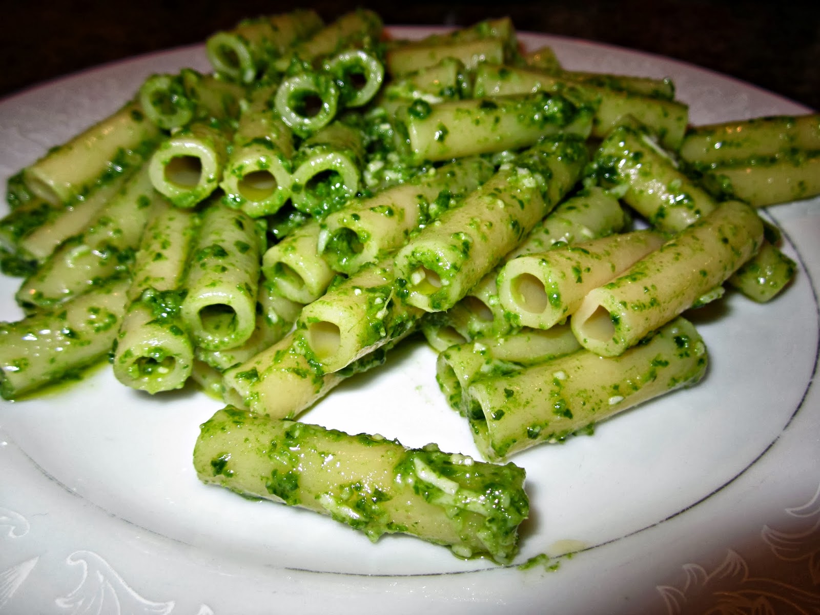 Sweet Magnolia Way: Tasty Kale Pesto
