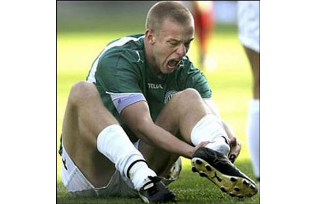 FINEFIDEL OTTI: The Most Shocking Sports-Injury Photos of All Time!