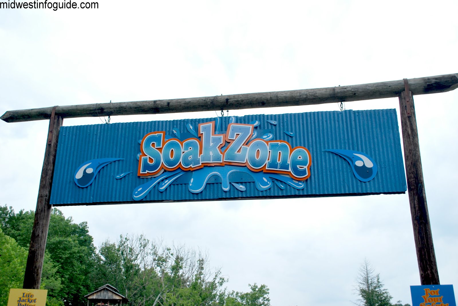 MidwestInfoGuide: Soak Zone