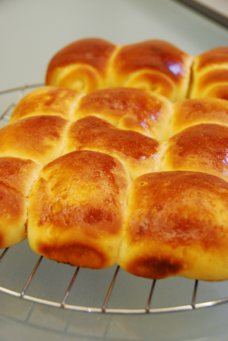 A Little of Everything: Sweet Bun Rolls