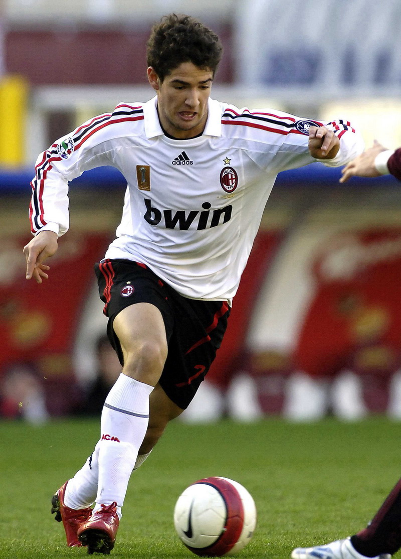 Alexandre Pato | The Sports Stars