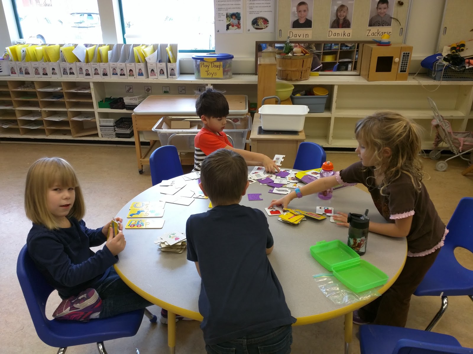 Kindergarten Kids!: Learning Stations