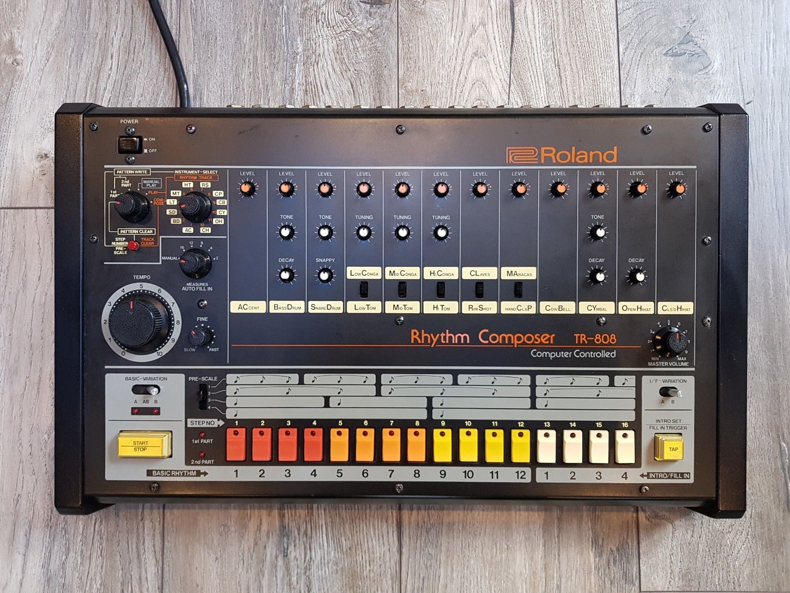 MATRIXSYNTH: ROLAND TR-808 RHYTHM COMPOSER ANALOGUE DRUM MACHINE