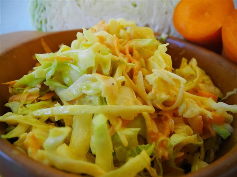 Coleslaw, ensalada de repollo y zanahoria