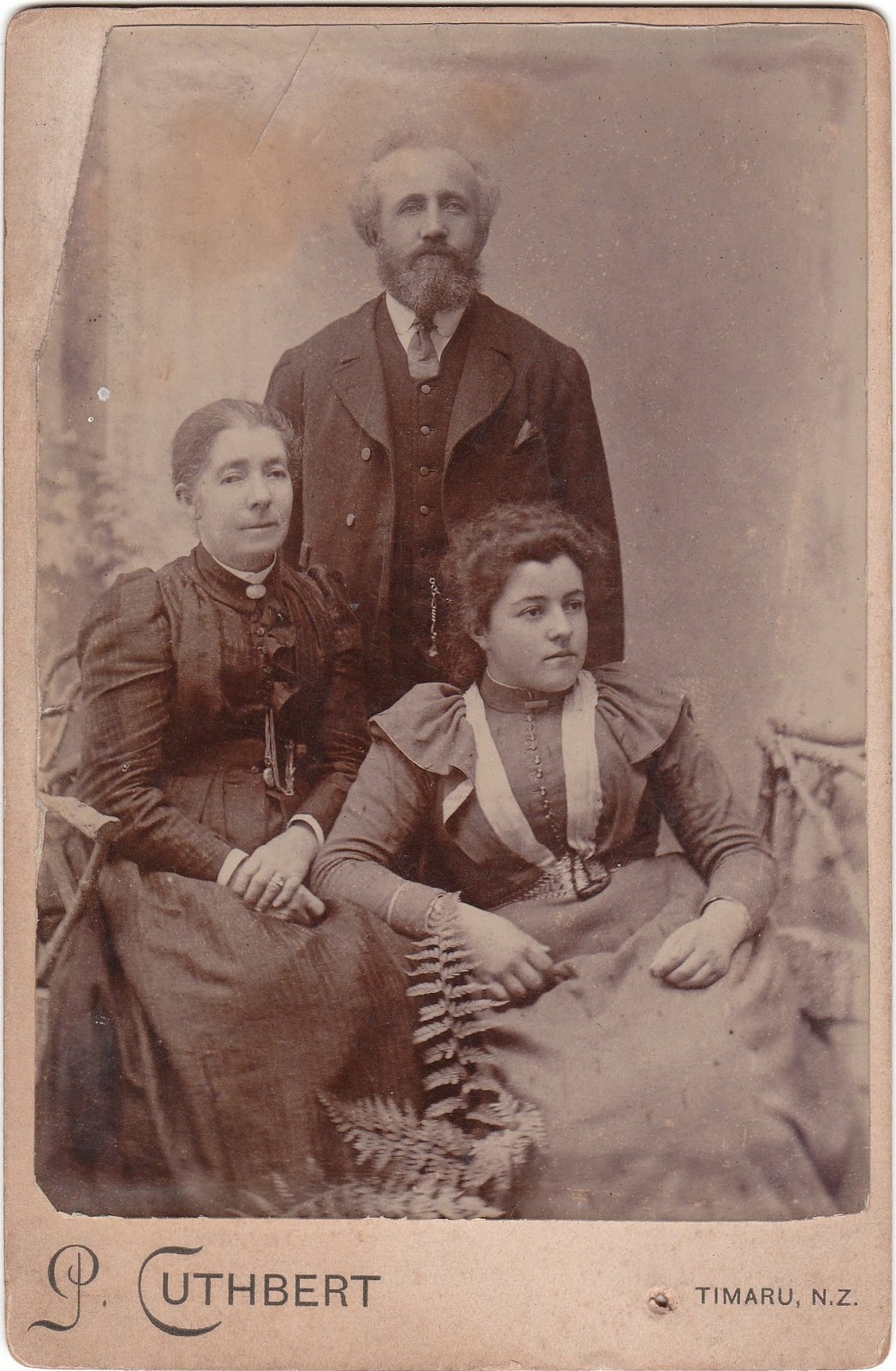 Early New Zealand Photographers: CUTHBERT, Peter