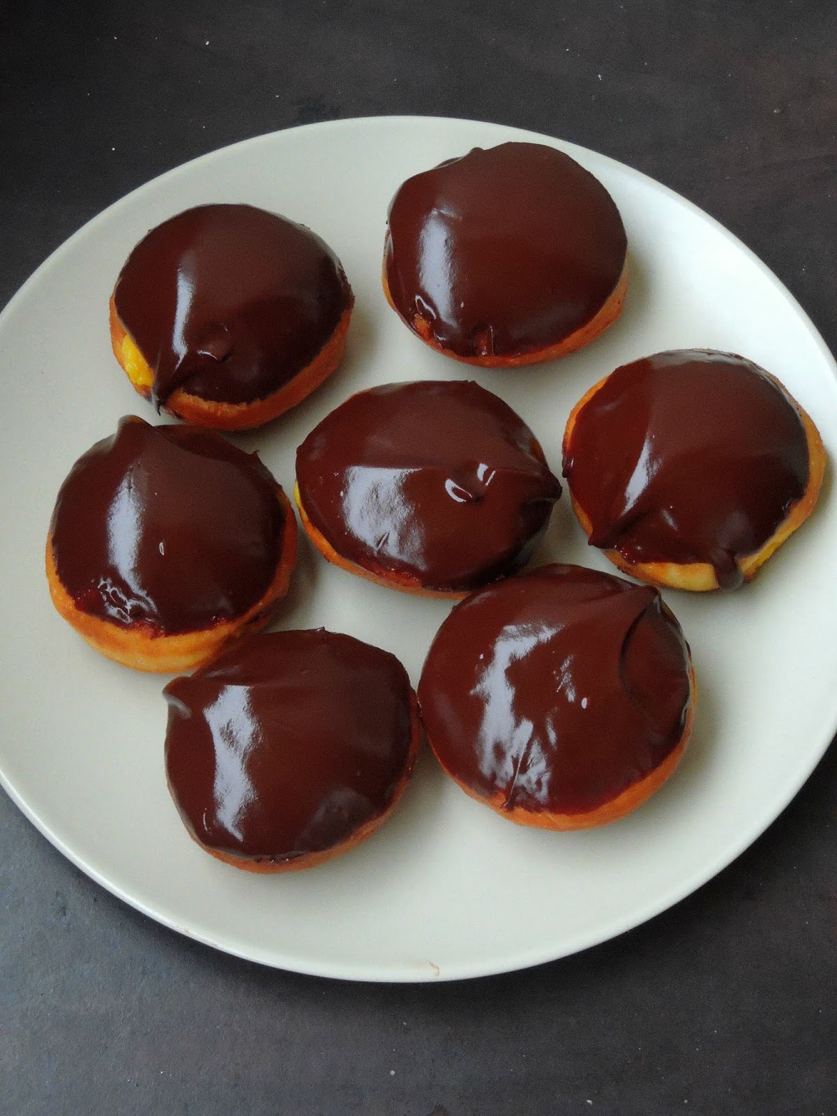 Priya's Versatile Recipes: Homemade Boston Cream Donuts