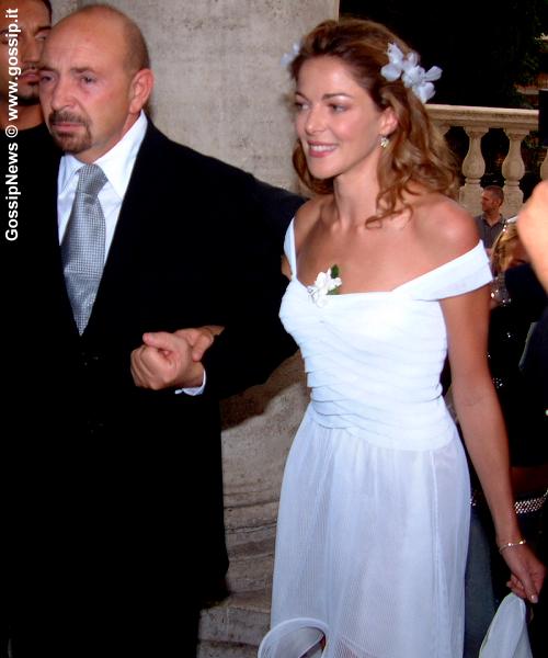 Oggi Sposi blog: SPECIALE MATRIMONI ALL'ITALIANA Claudia Gerini foto ...