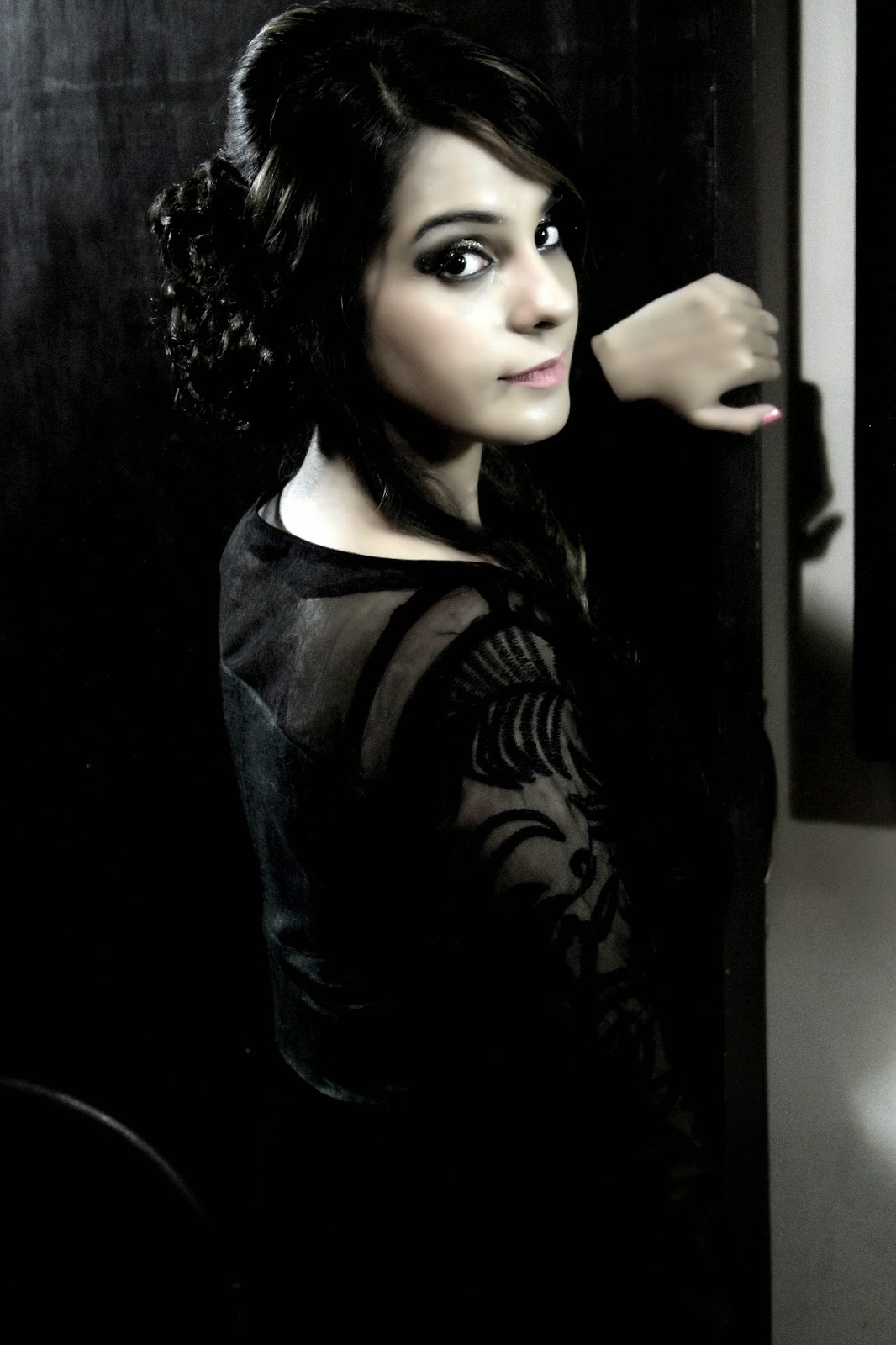 Simar Kaur : Simar Kaur ( Awaz Punjab Di Finalist ) ( Channel V ...