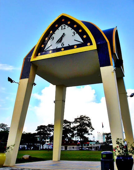 Post 7 - Menara Jam di Malaysia - Relaks Minda