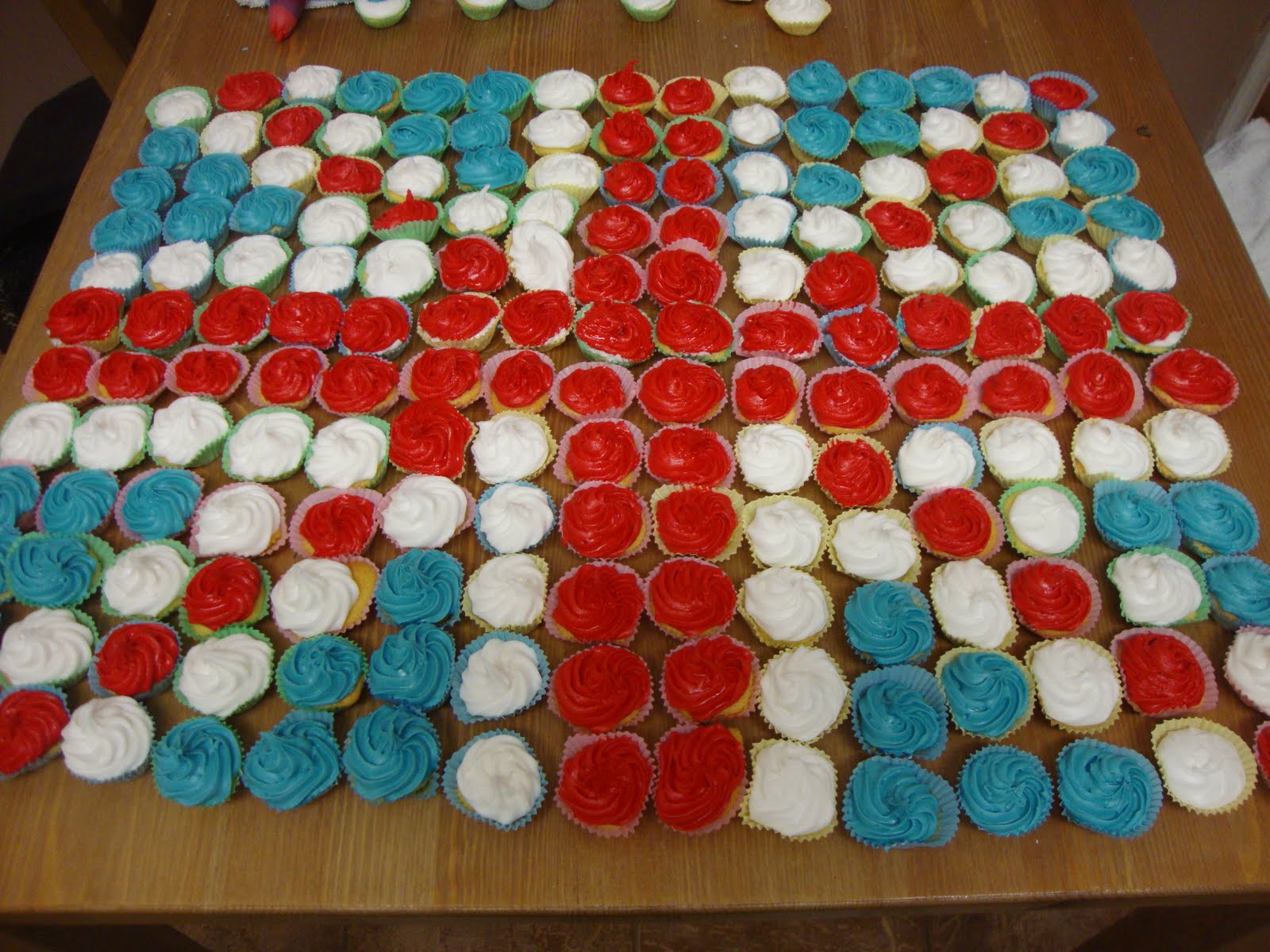Custom Cake Art: Union Jack Cup Cakes, For the Royal Wedding Buffet
