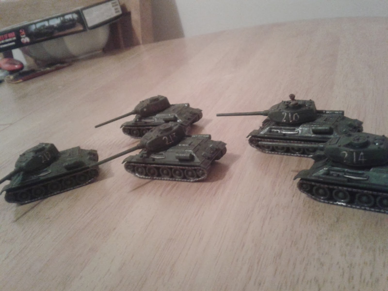 Battlefront Plastic T-34 T34-85 Flames of War Soviet SBX30