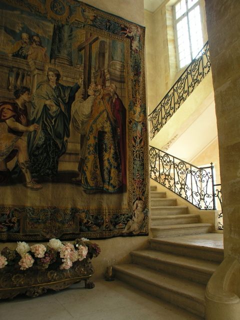 Eye For Design: Decorate With Tapestries And Bring Old World Charm To ...