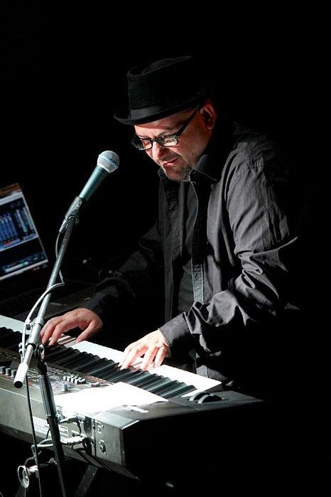 Papik presents Cocktail Mina