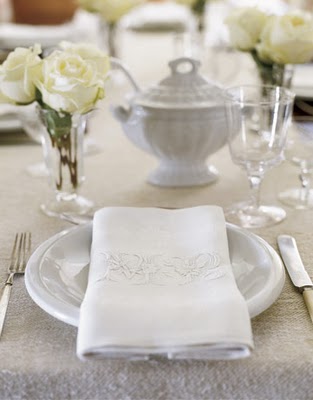 In Good Taste: White Tablescapes