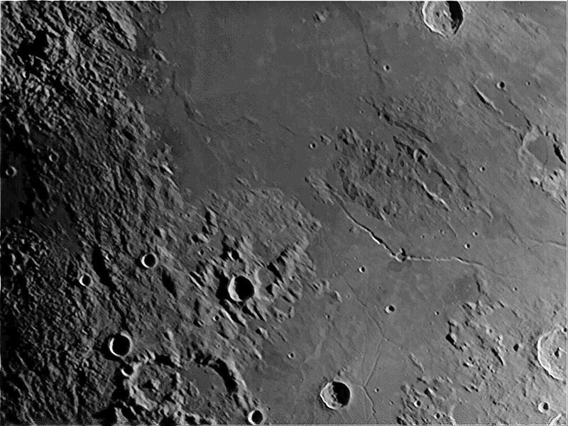 RUBENS Núcleo de Estudos da Lua: As Diferentes Texturas Geradas Por ...