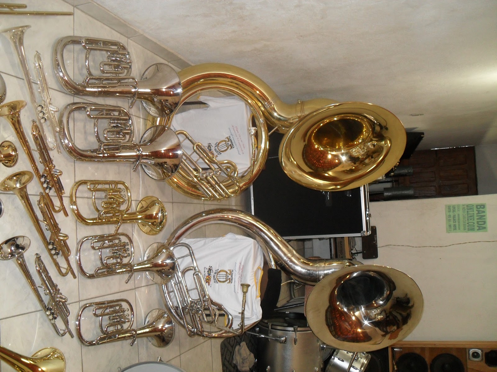 NAVOZDASERRA: VEJA FOTOS DE INSTRUMENTOS NOVOS DA FILARMÔNICA LIRA 6 DE ...