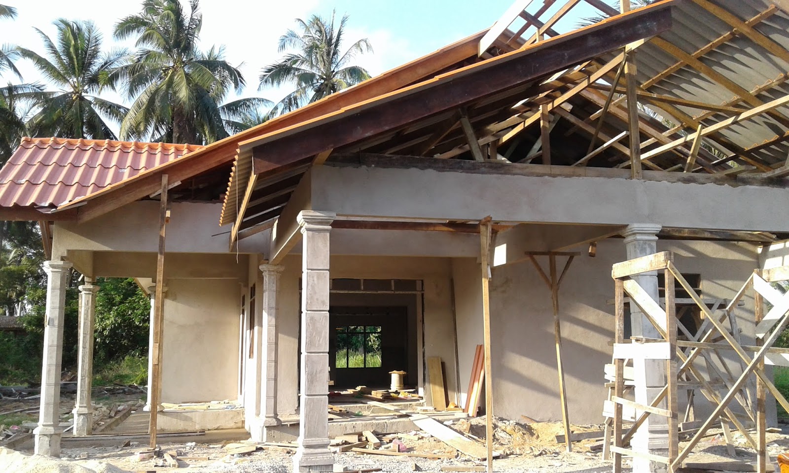 Perjalanan suatu kehidupan : Episod: Pasang Atap