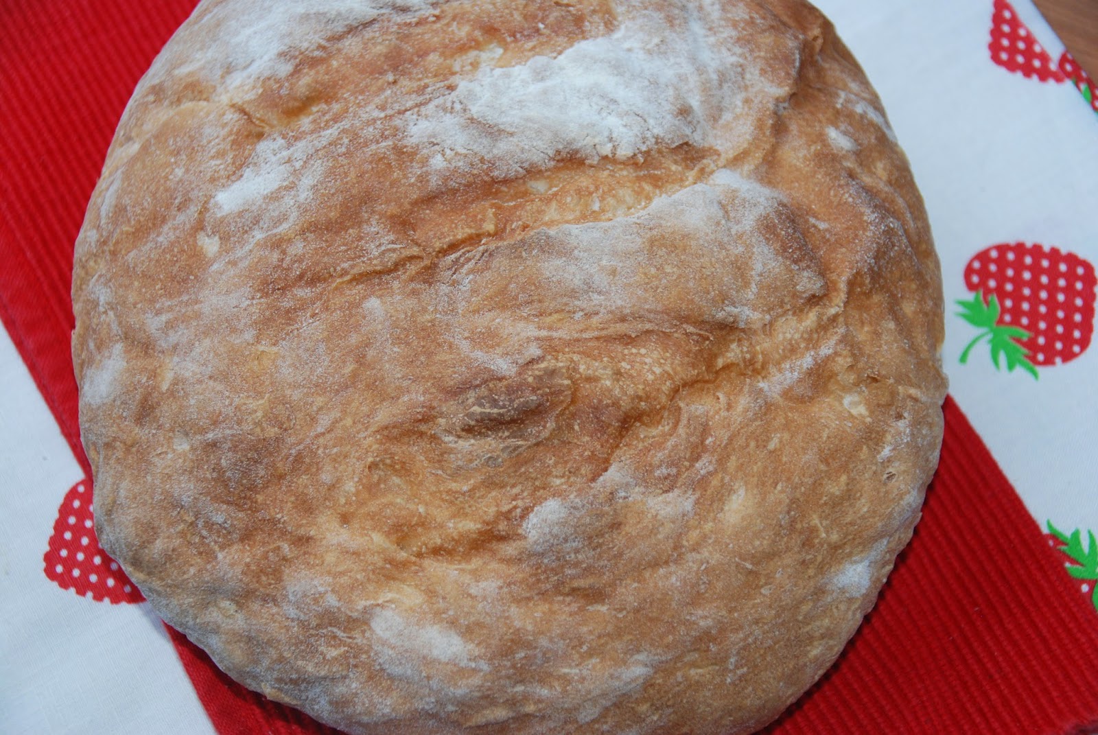 Baking and Creating with Avril: (EASY) Rustic Homemade Bread
