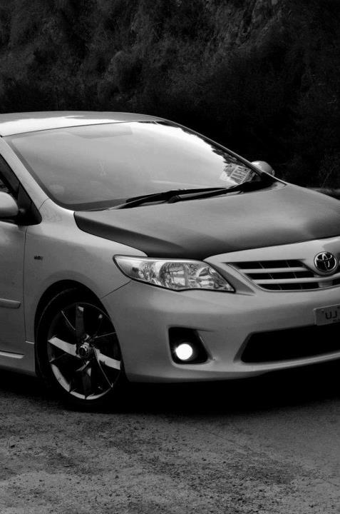 Modified Cars and Trucks: Corolla 2012 Modified With Black Hood