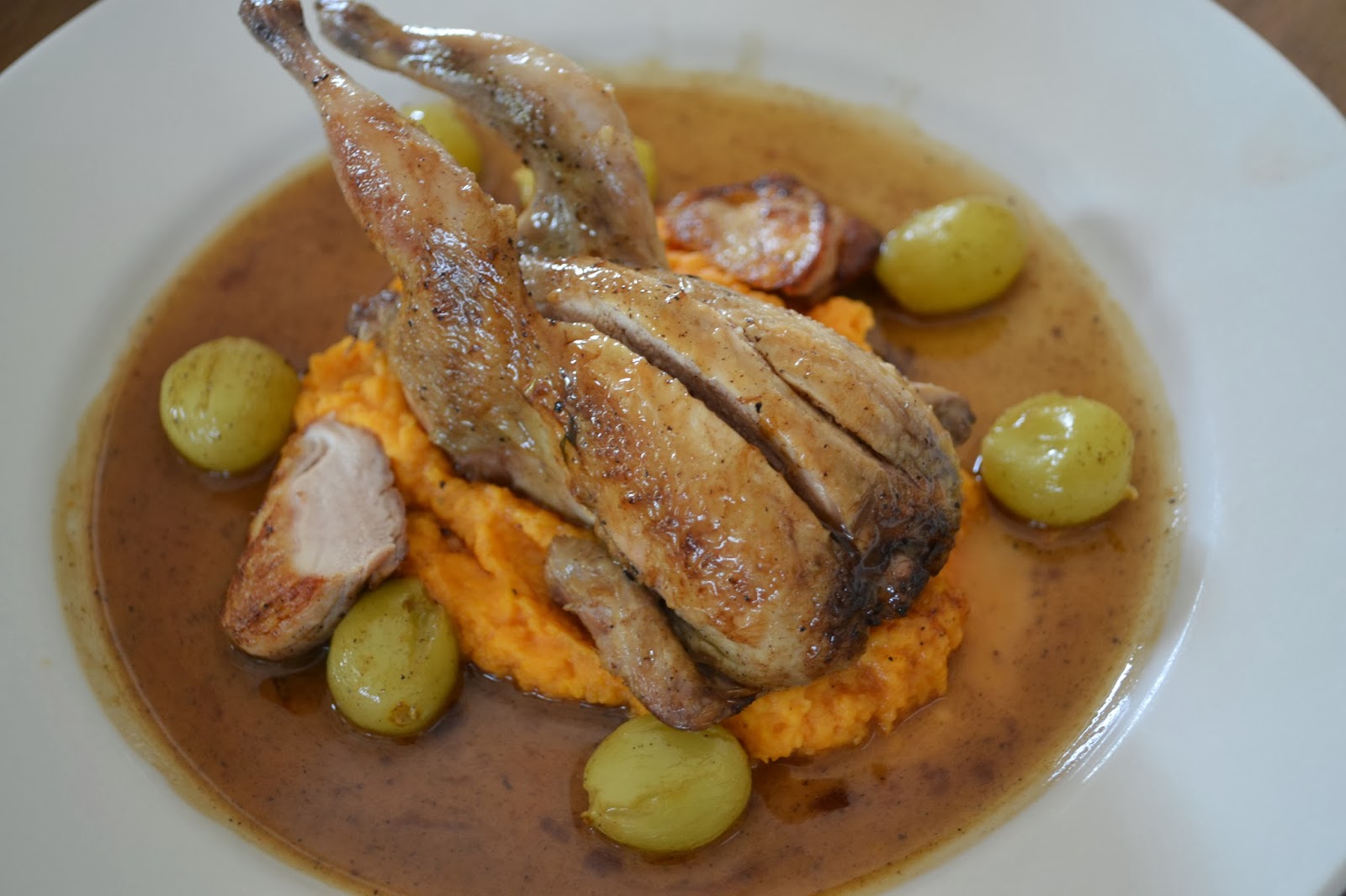 Eet lekker: Kwartels met druiven en dragon