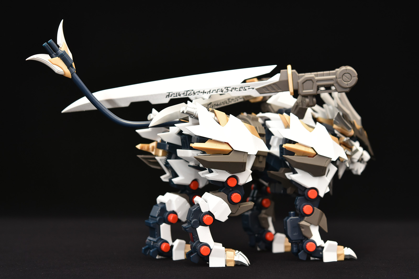 [ Review ] - Zoids Agressive 1/100 - Mugen Liger