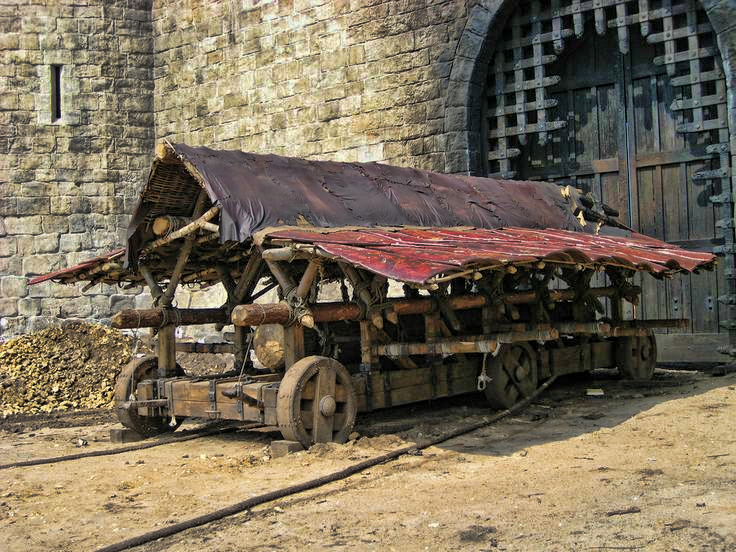 AMO DEL CASTILLO: Tormentaria: arietes 2ª parte