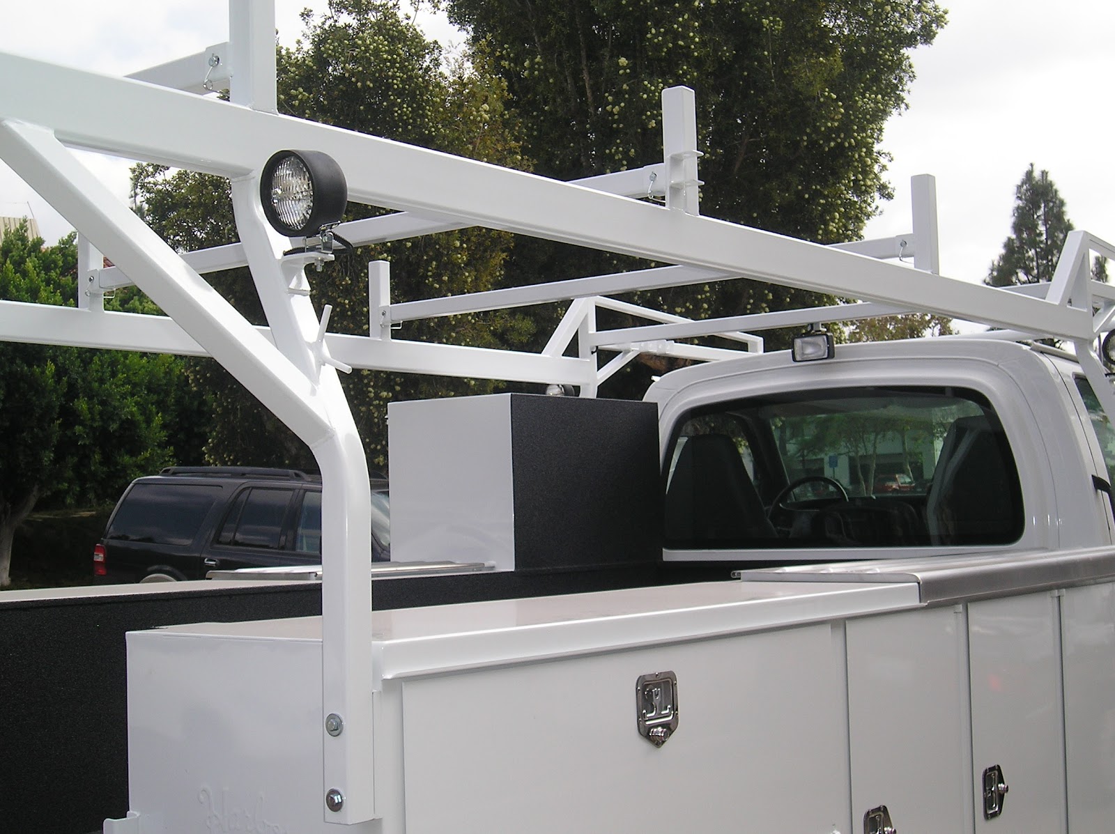 Commercial Truck Success Blog: Sweet Combo Body By Harbor Is Looker And ...