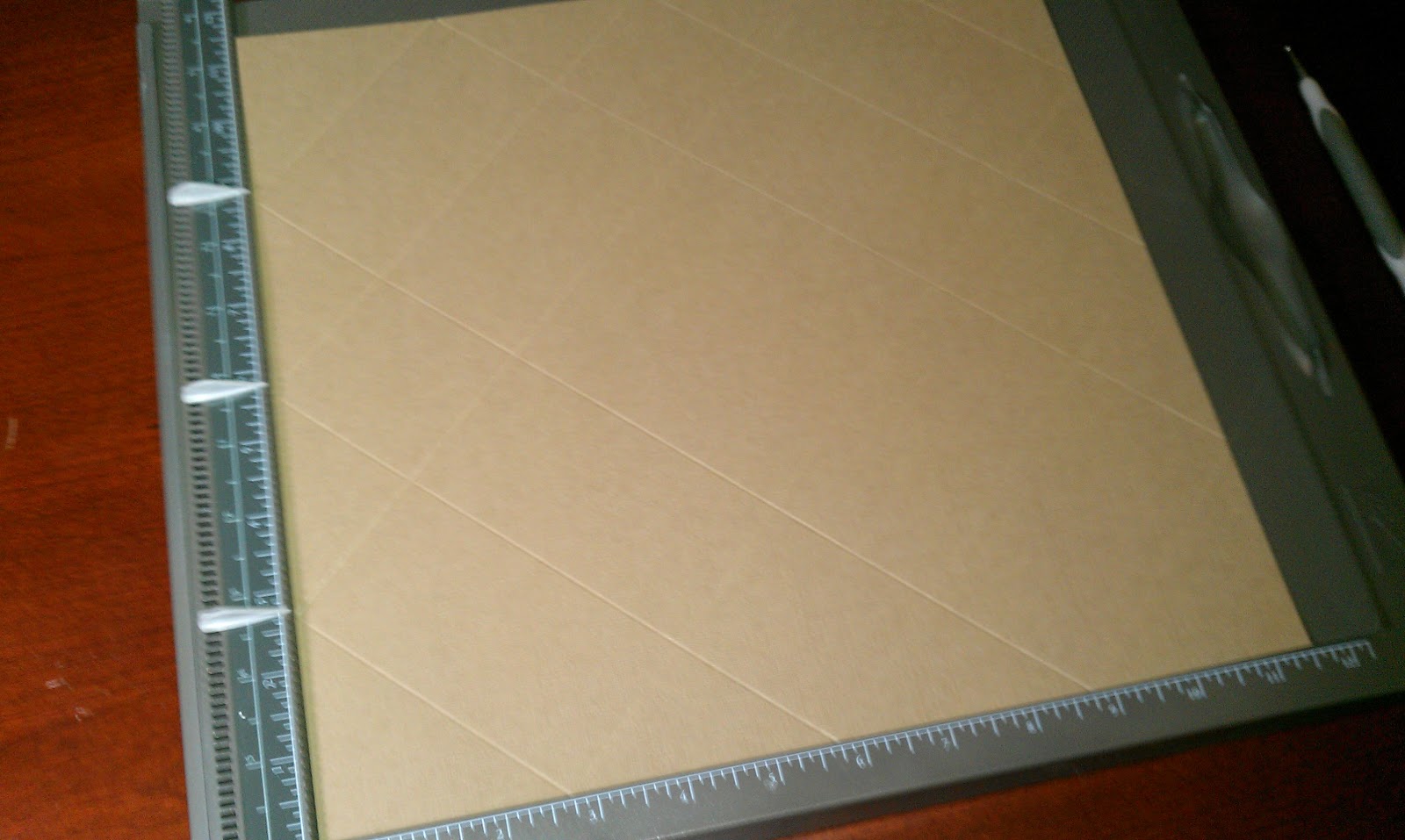 Holly's Stamping Addiction: Paper Gift box