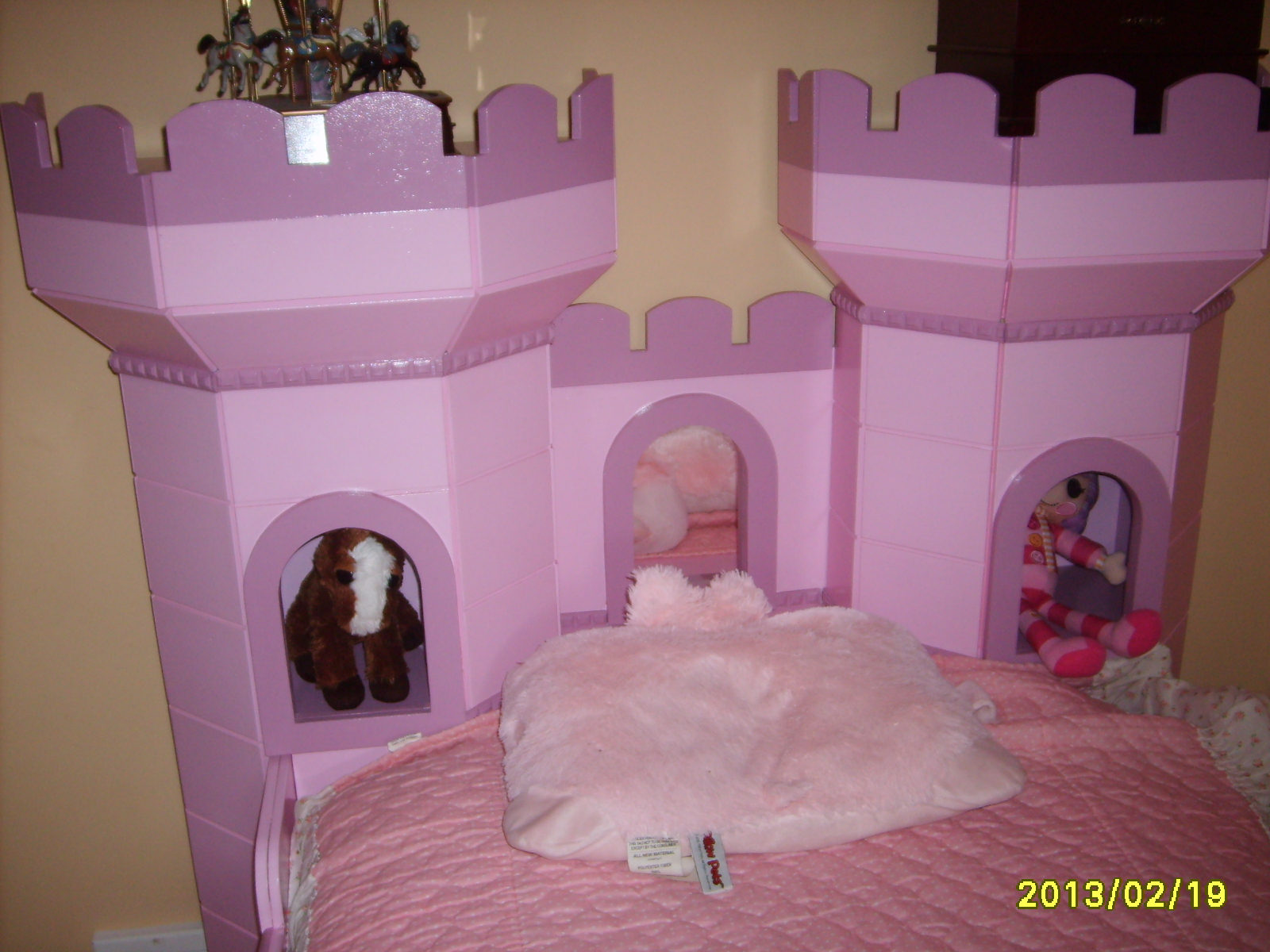 WDDSr Fine Woodworks: Castle Bed