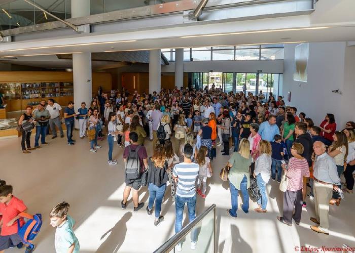 Η ΣΤΕΓΗ ΚΑΛΑΒΡΥΤΙΝΩΝ κ ΦΙΛΩΝ ΠΑΤΡΑΣ με τμήματα χορού, θεάτρου, χορωδίας ...