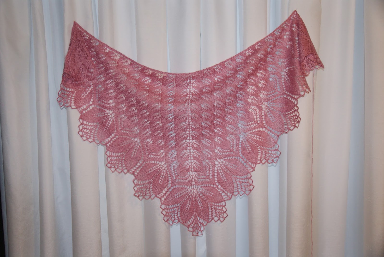 Nouli's place: Haruni shawl (by Emily Ross)
