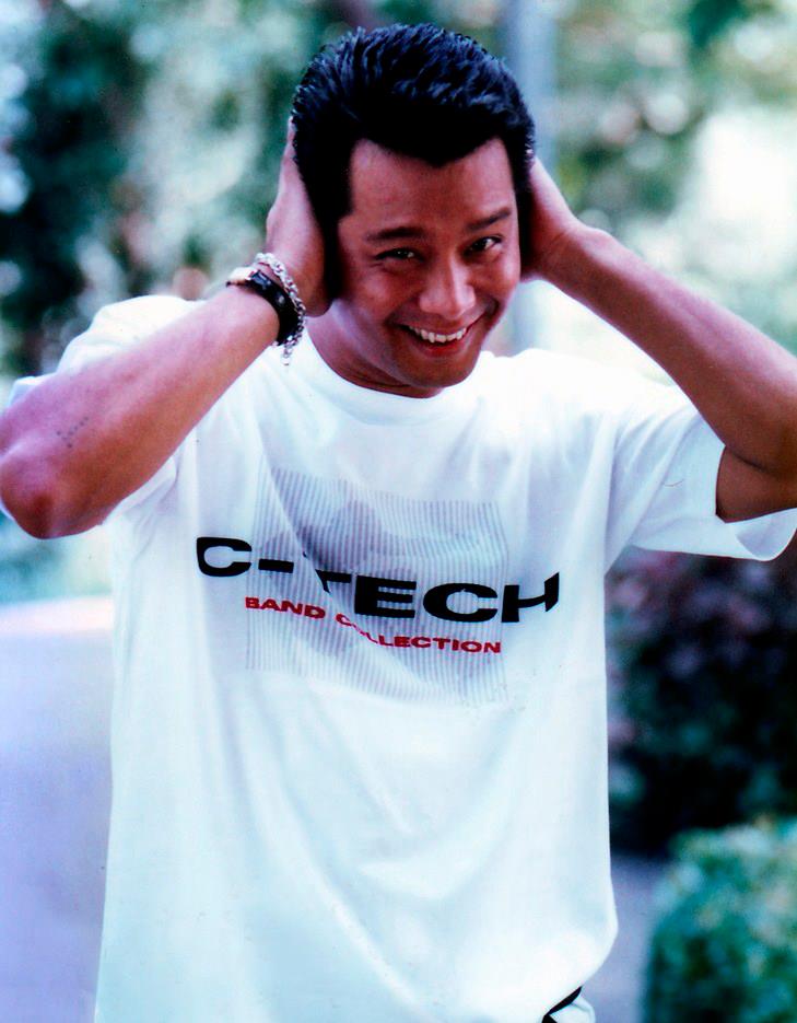 Dway ေဒြး - www.burmesemodel.com