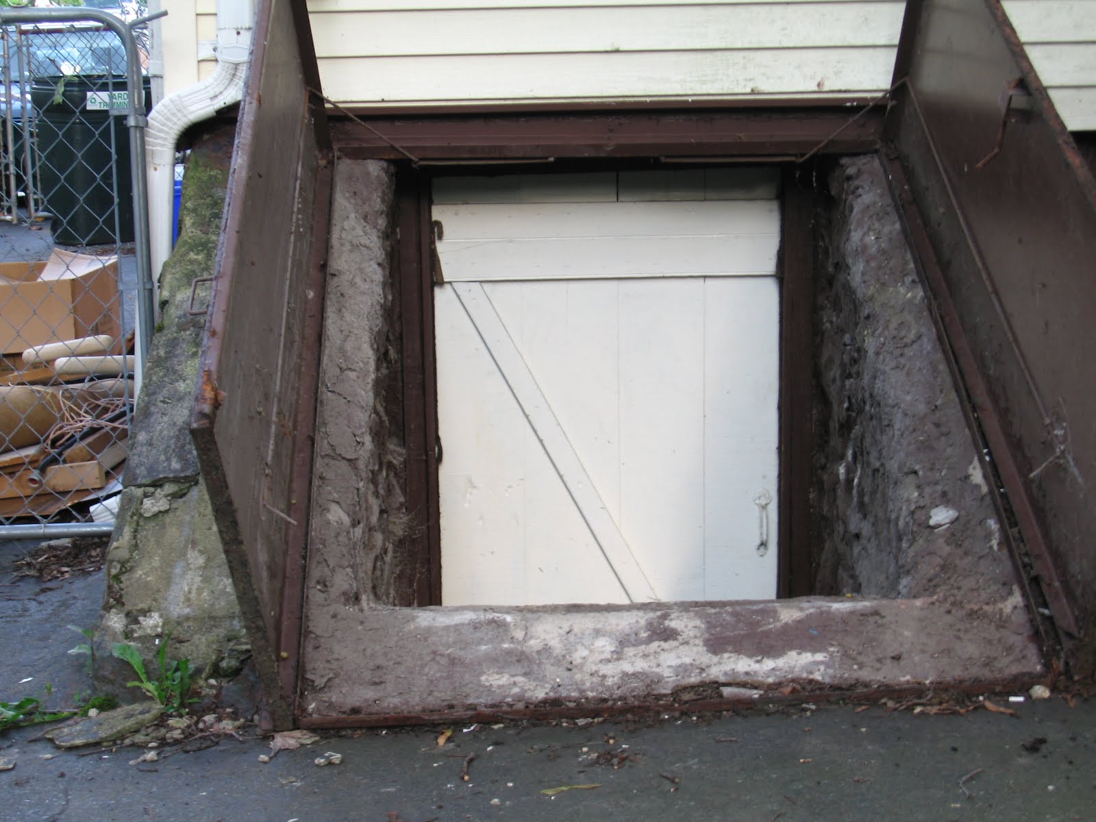 House out of Focus: Basement bulkhead