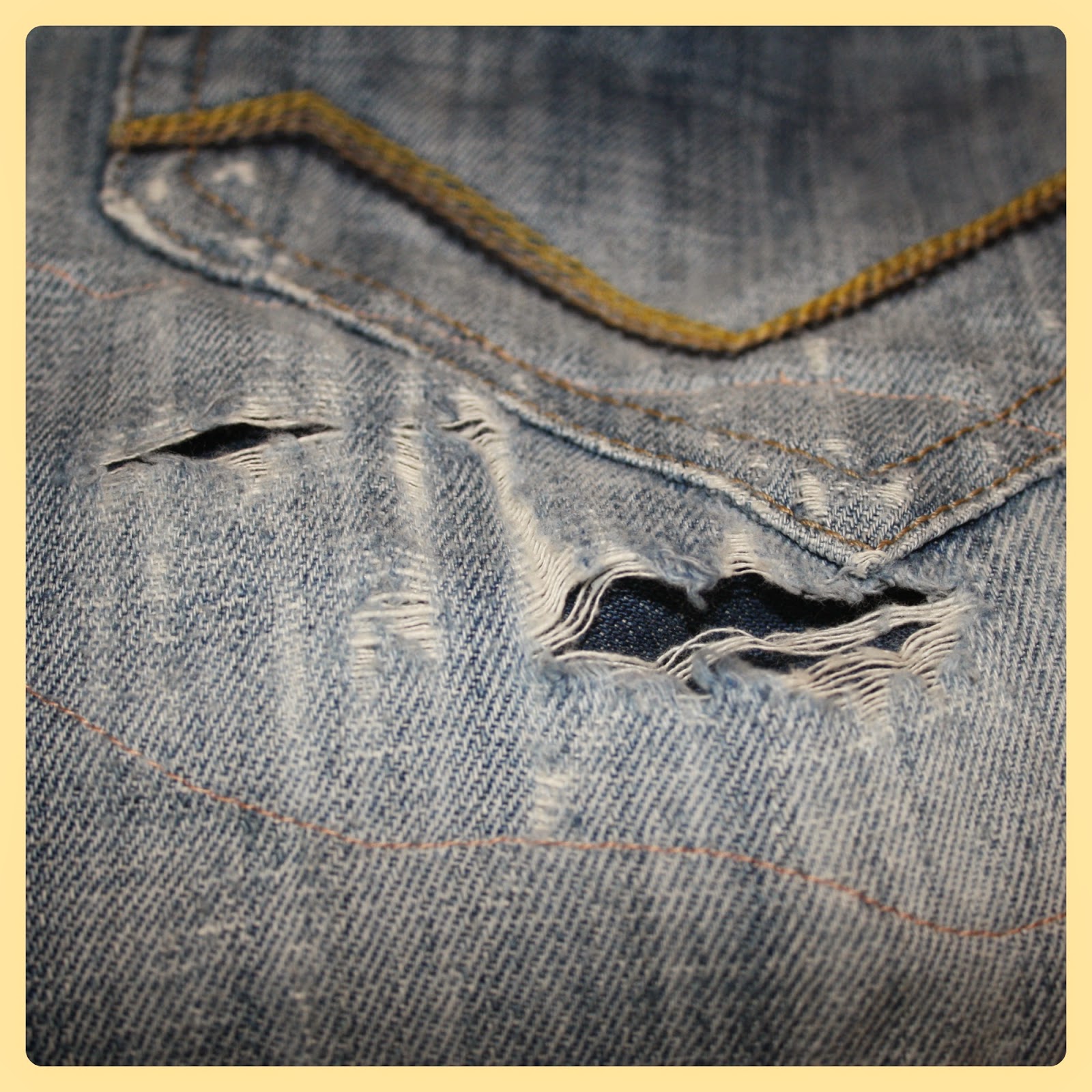 Diy: hacer un parche en nuestros vaqueros rotos