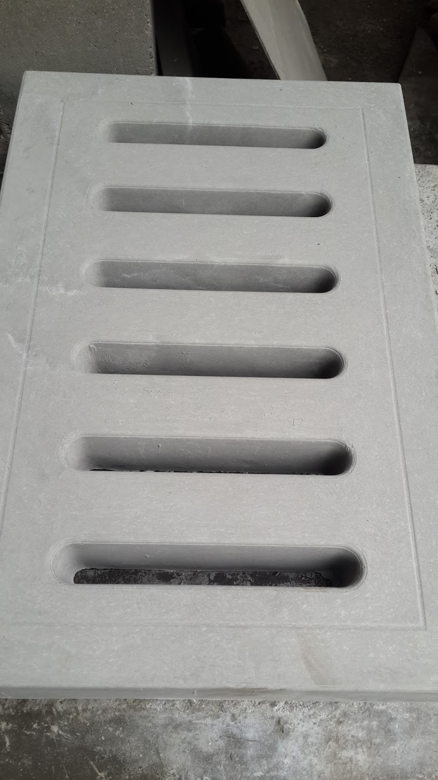 CONCRETE GRATING: PRECAST COMPRESSED SLAB - MALAYSIA