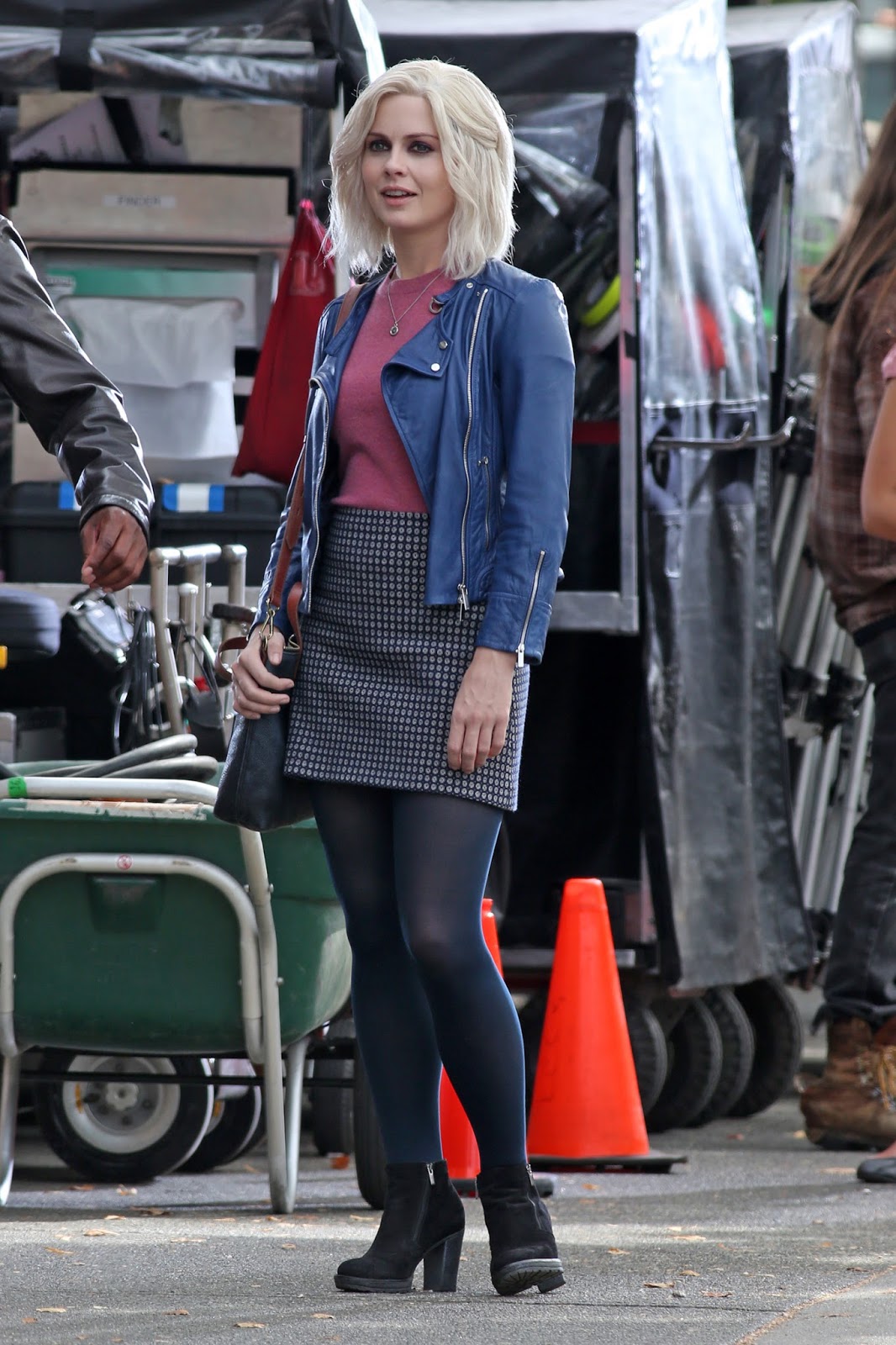 Celebrity Legs and Feet in Tights: Celebrity Legs and Feet in Tights ...